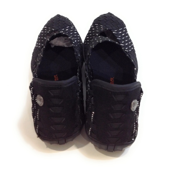 bernie mev. | Shoes | Bernie Mev Womens Cuddly Mary Jane Flat Blacksil ...